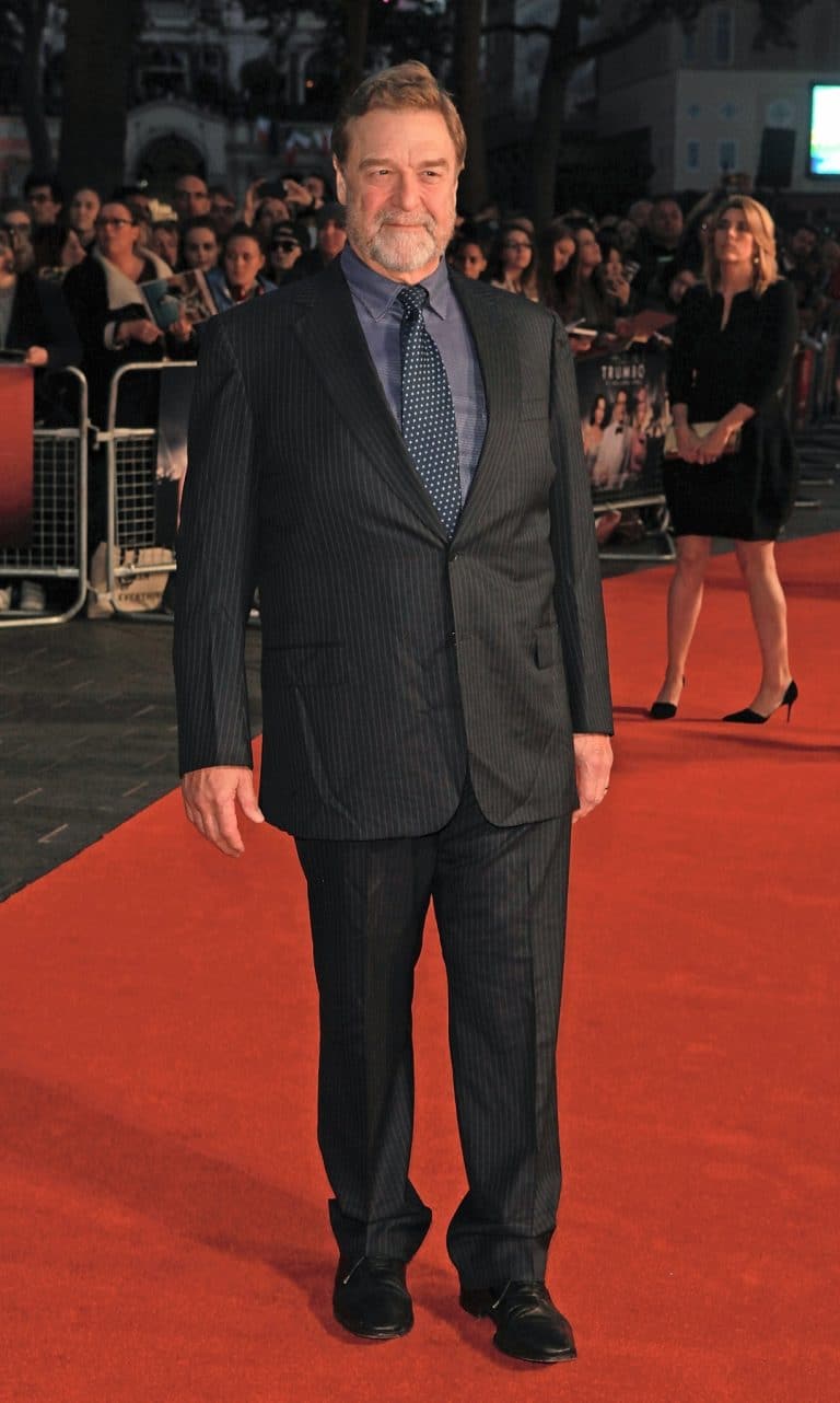John Goodman - Biography, Height & Life Story | Super Stars Bio
