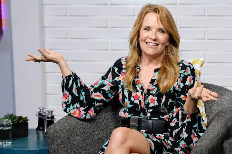Lea Thompson - Biography, Height & Life Story | Super Stars Bio