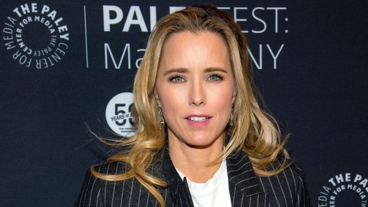 Tea Leoni - Biography, Height & Life Story | Super Stars Bio