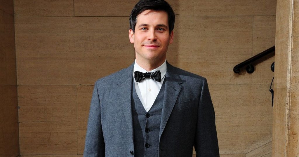 Robert James-Collier - Biography, Height & Life Story | Super Stars Bio