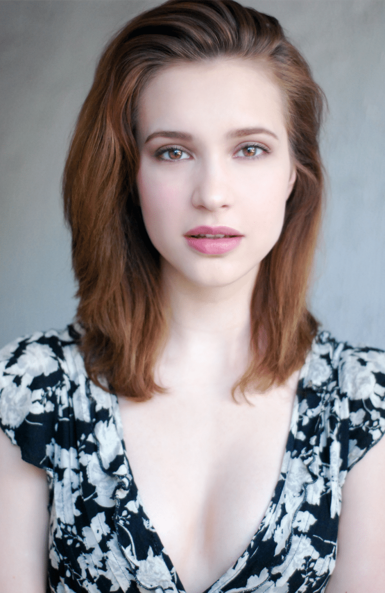 Alexia Fast - Biography, Height & Life Story | Super Stars Bio