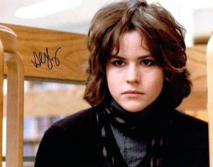 Ally Sheedy - Biography, Height & Life Story | Super Stars Bio