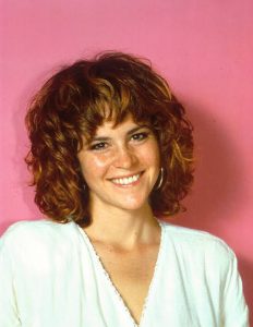Ally Sheedy - Biography, Height & Life Story | Super Stars Bio