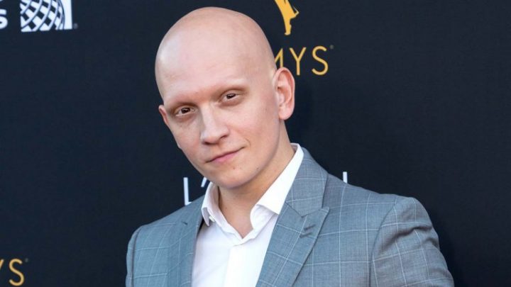 Anthony Carrigan - Biography, Height & Life Story | Super Stars Bio