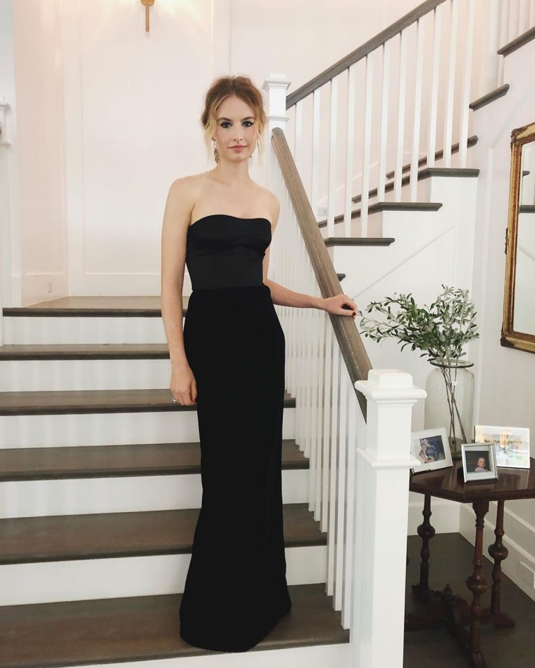 Caitlin Thompson - Biography, Height & Life Story | Super Stars Bio