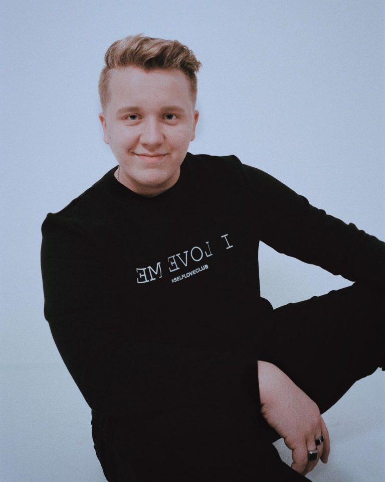 Cameron McLeod - Biography, Height & Life Story | Super Stars Bio