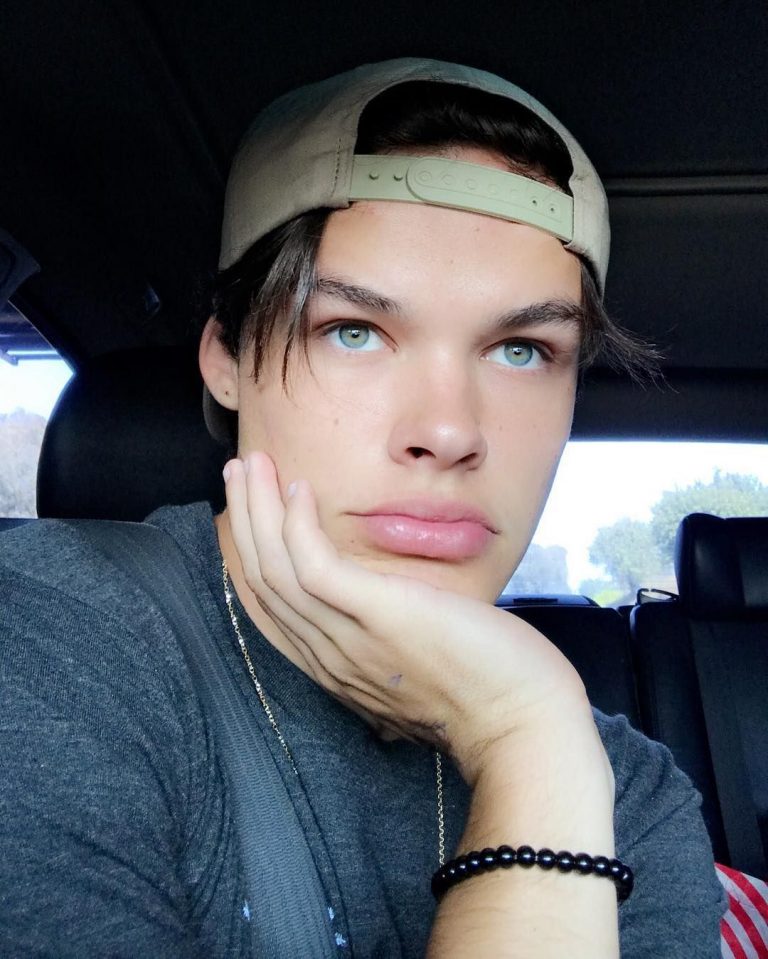 Curran Walters - Biography, Height & Life Story | Super Stars Bio