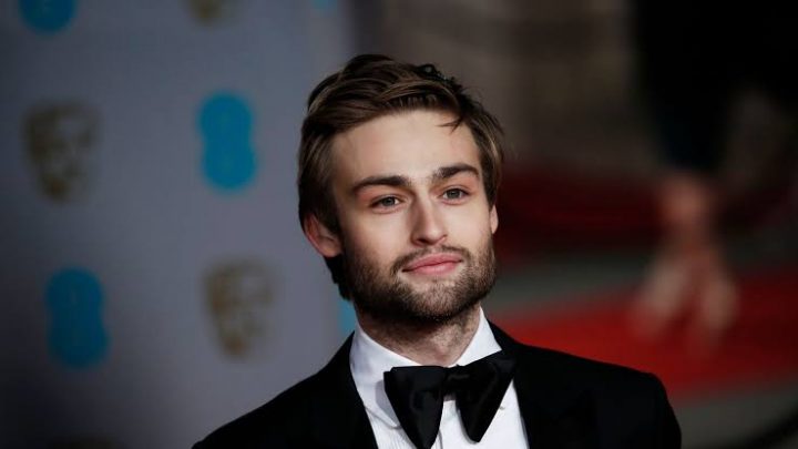 Douglas Booth - Biography, Height & Life Story | Super Stars Bio