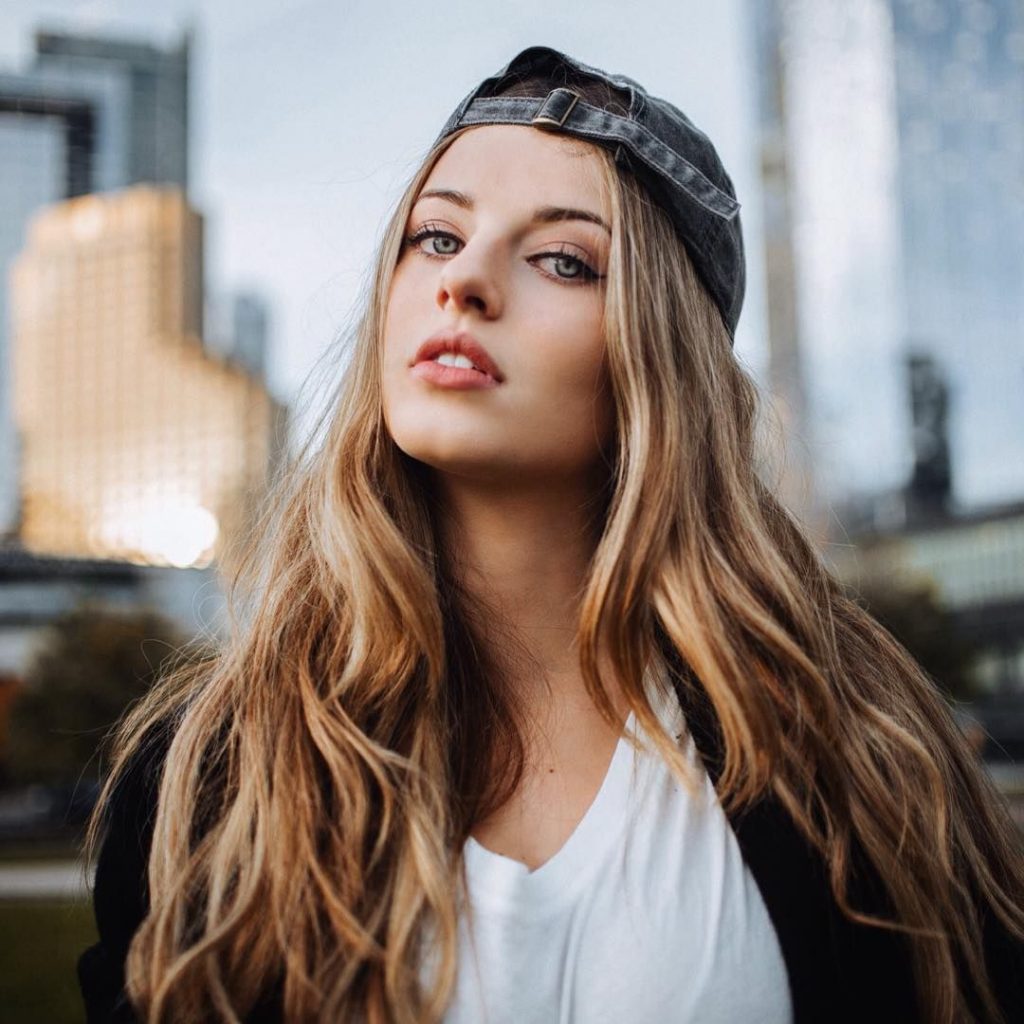 Eliana Jones - Biography, Height & Life Story | Super Stars Bio