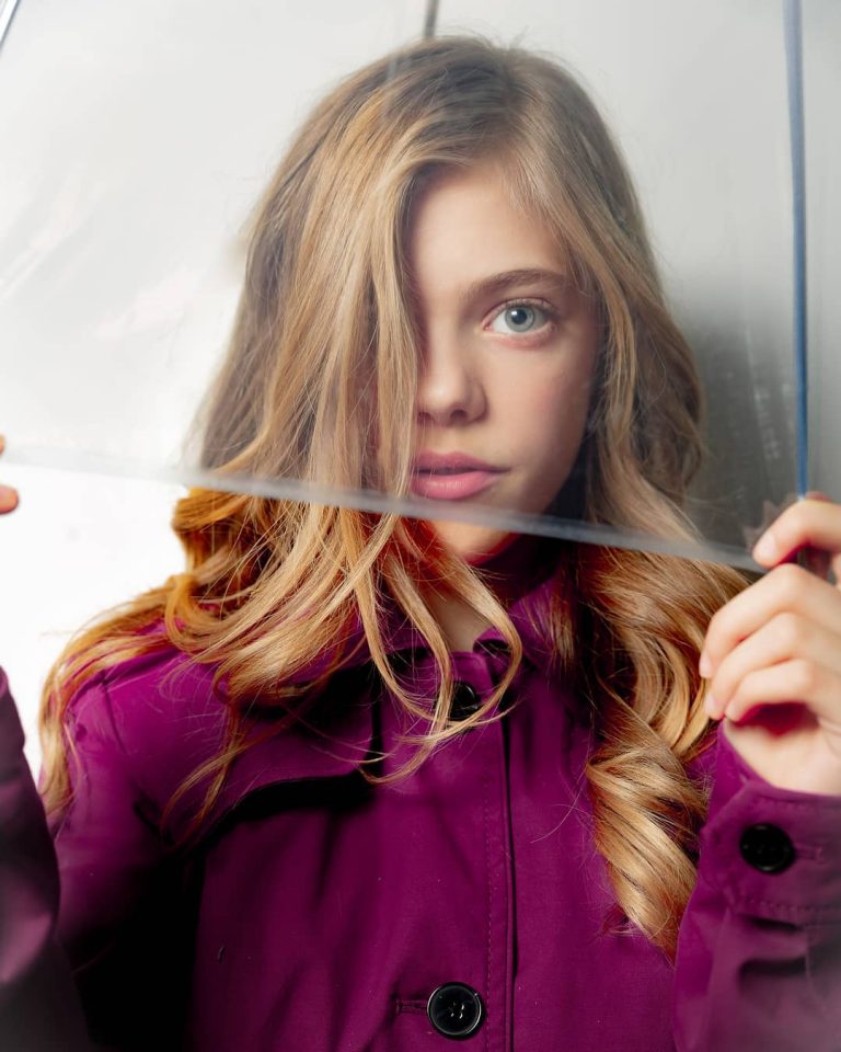 Elle McKinnon - Biography, Height & Life Story | Super Stars Bio