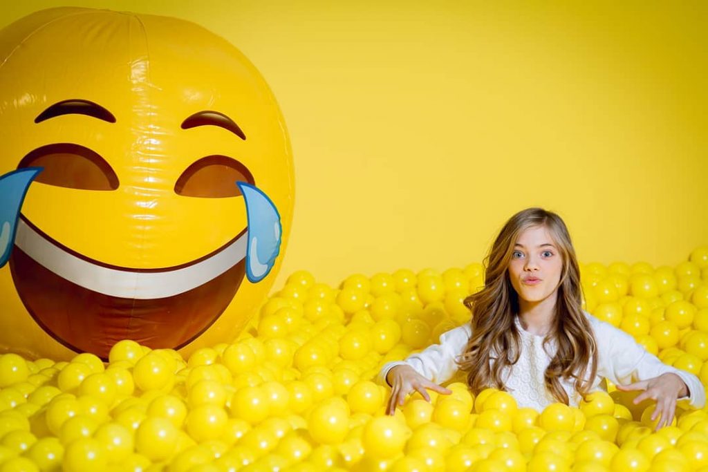 Elle McKinnon - Biography, Height & Life Story | Super Stars Bio
