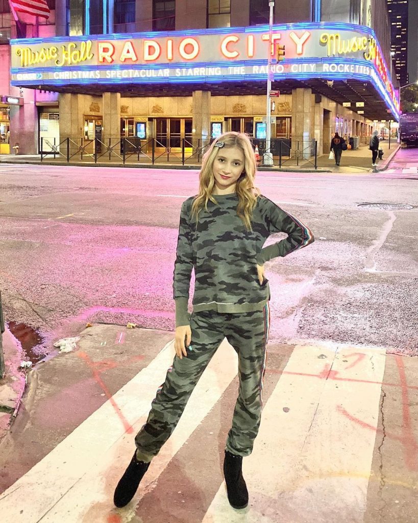 Elliana Walmsley - Biography, Height & Life Story | Super Stars Bio