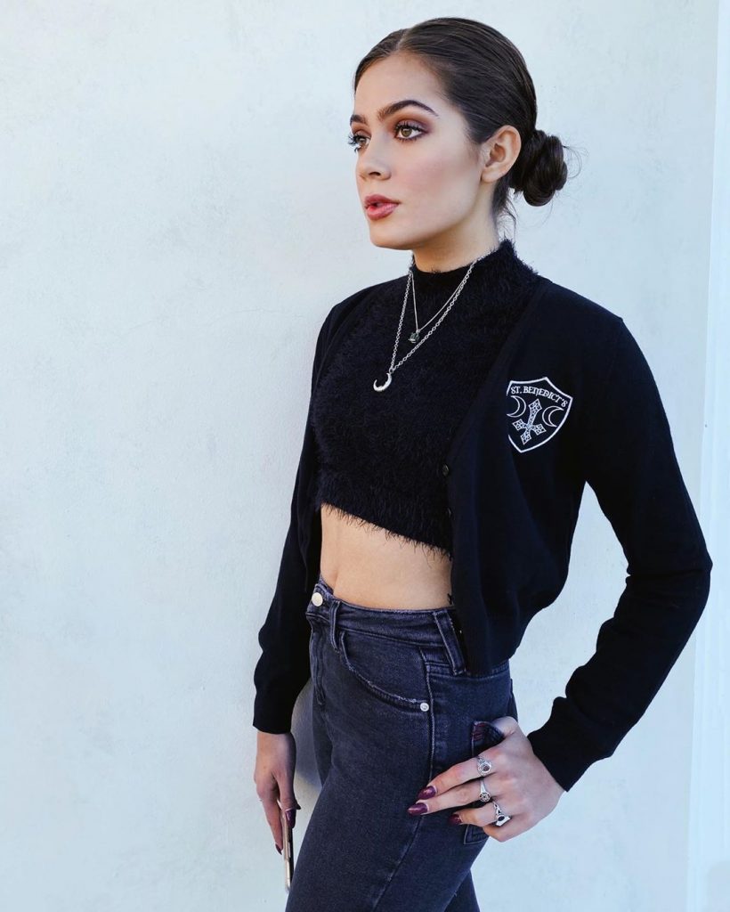 Emmy Perry - Biography, Height & Life Story | Super Stars Bio