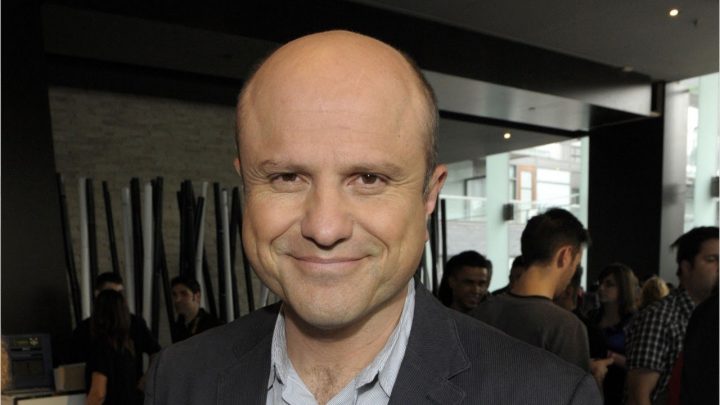 Enrico Colantoni - Biography, Height & Life Story | Super Stars Bio