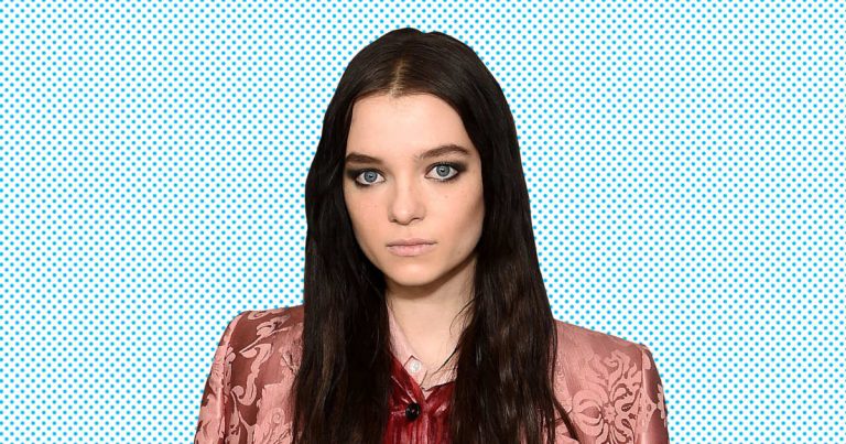 Esme Creed-Miles - Biography, Height & Life Story | Super Stars Bio