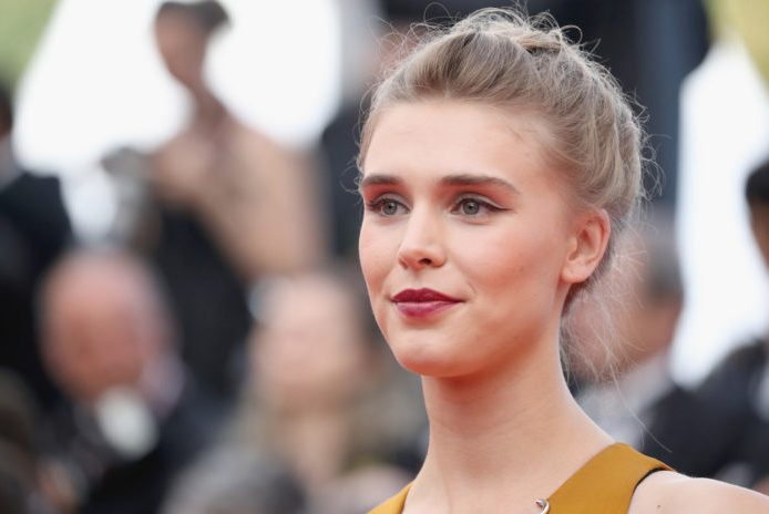 Gaia Weiss - Biography, Height & Life Story | Super Stars Bio