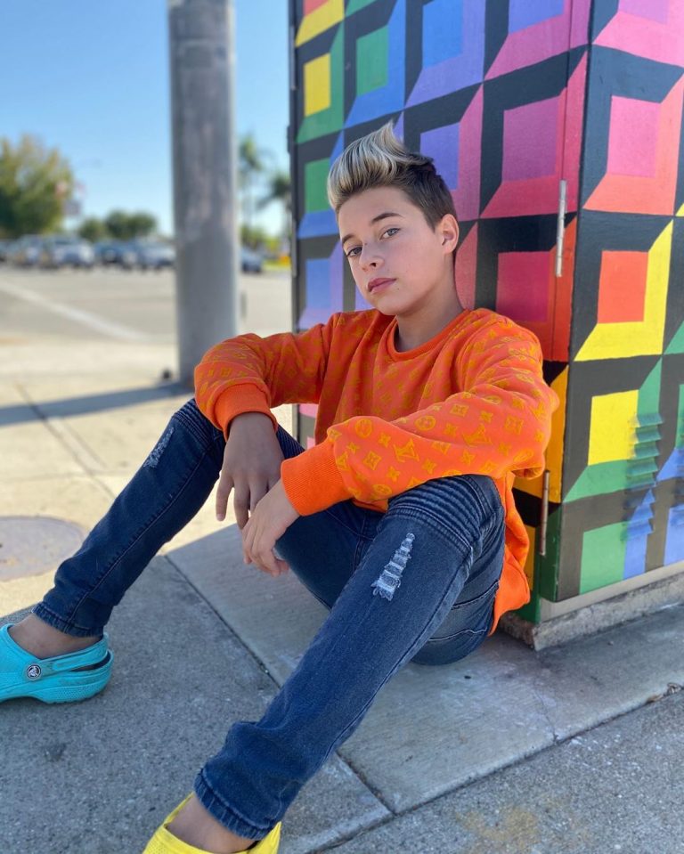 Gavin Magnus - Biography, Height & Life Story | Super Stars Bio