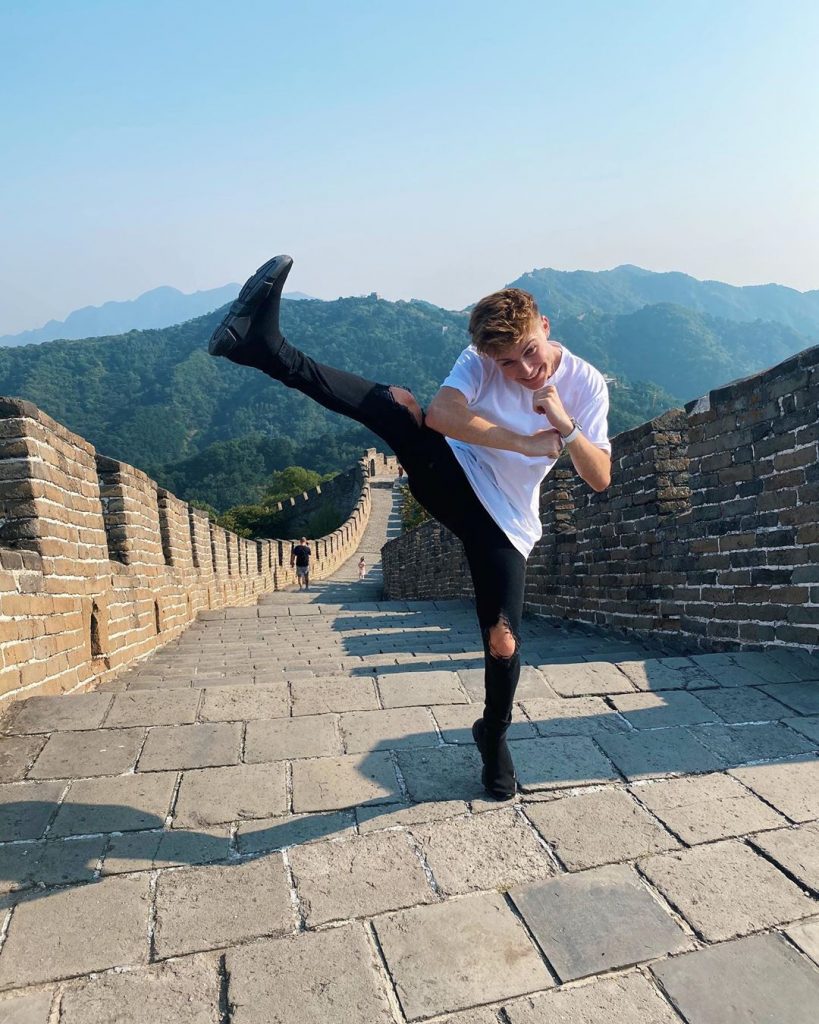 Hrvy - Biography, Height & Life Story | Super Stars Bio