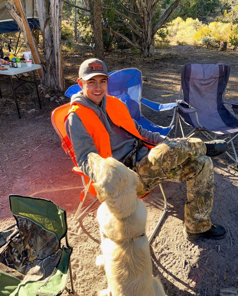 Kyson Facer - Biography, Height & Life Story | Super Stars Bio