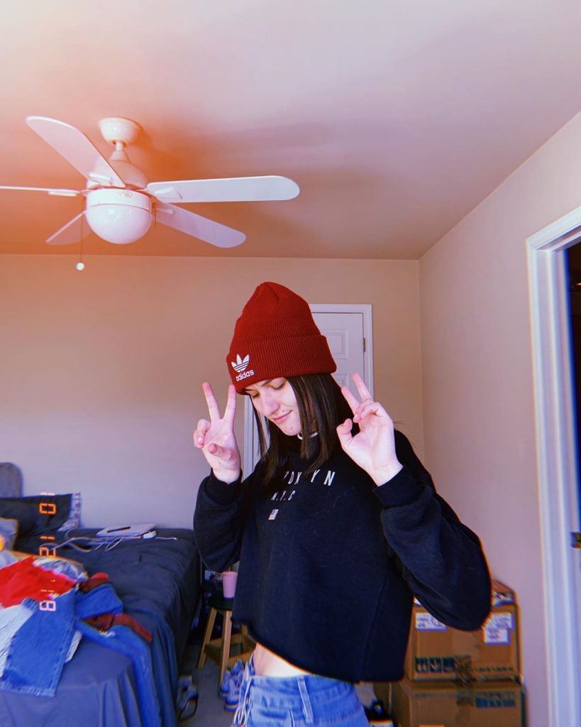 Jess Sanders - Biography, Height & Life Story | Super Stars Bio