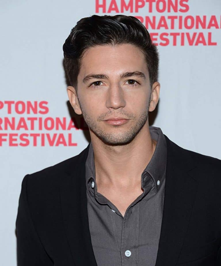 John Magaro - Biography, Height & Life Story | Super Stars Bio