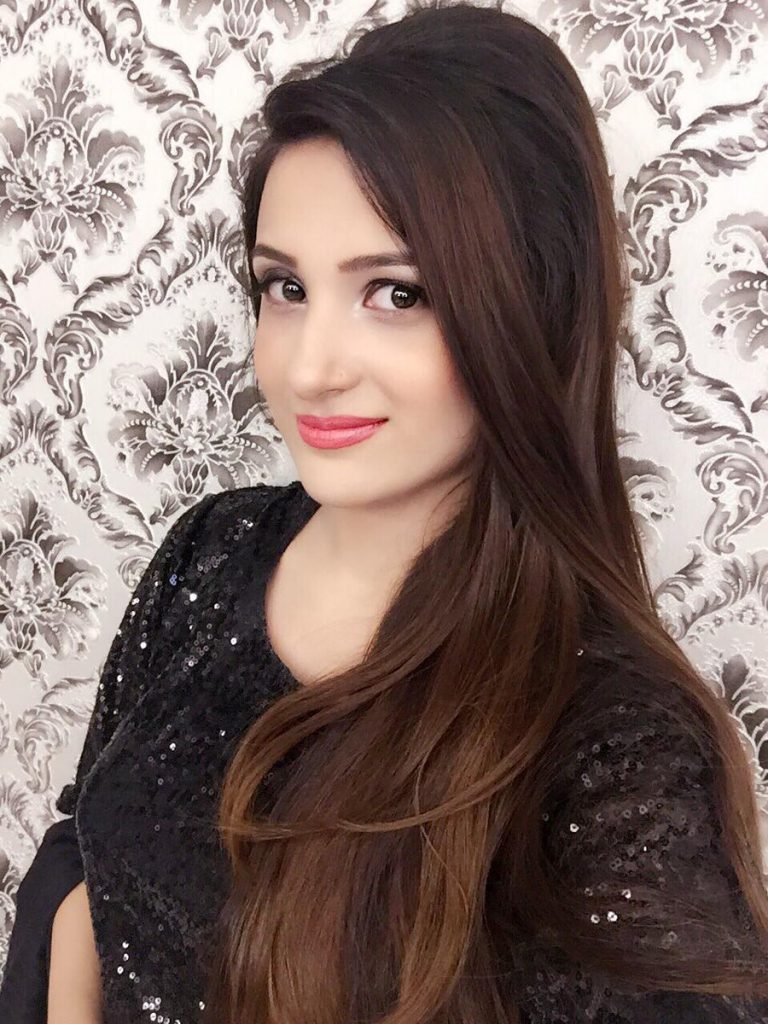 Laila Khan - Biography, Height & Life Story | Super Stars Bio