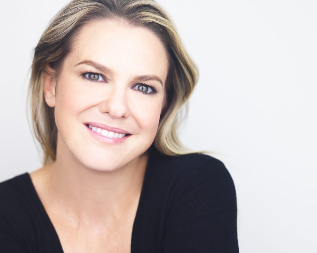 Larisa Oleynik - Biography, Height & Life Story | Super Stars Bio