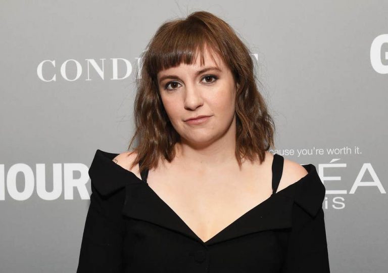 Lena Dunham - Biography, Height & Life Story | Super Stars Bio