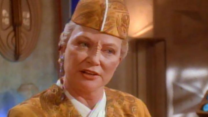 Louise Fletcher - Biography, Height & Life Story | Super Stars Bio