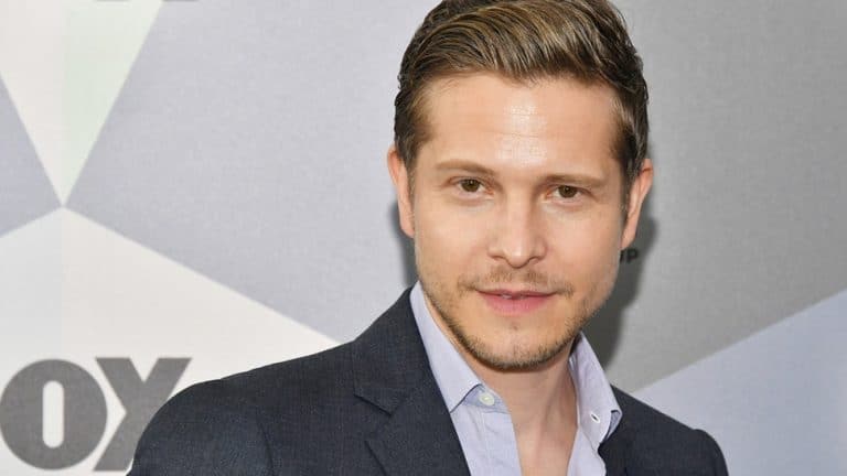 Matt Czuchry - Biography, Height & Life Story | Super Stars Bio