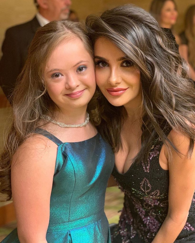 Mikaela Hoover - Biography, Height & Life Story | Super Stars Bio