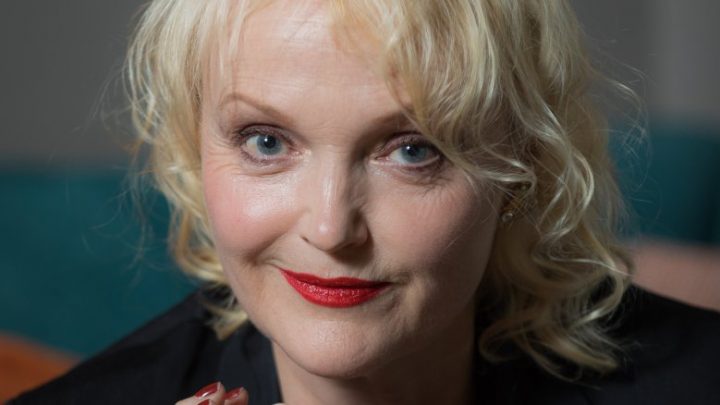 Miranda Richardson - Biography, Height & Life Story | Super Stars Bio