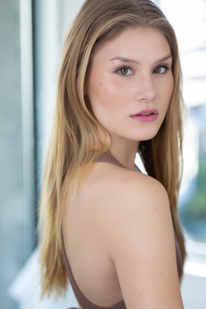 Natalie Sharp - Biography, Height & Life Story | Super Stars Bio