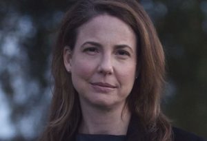 Robin Weigert - Biography, Height & Life Story | Super Stars Bio