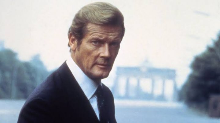 Roger Moore - Biography, Height & Life Story | Super Stars Bio