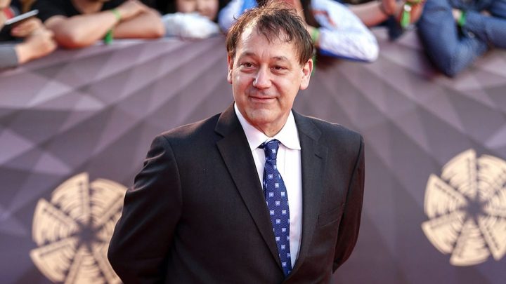 Sam Raimi - Biography, Height & Life Story | Super Stars Bio