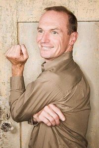 Toby Huss - Biography, Height & Life Story | Super Stars Bio