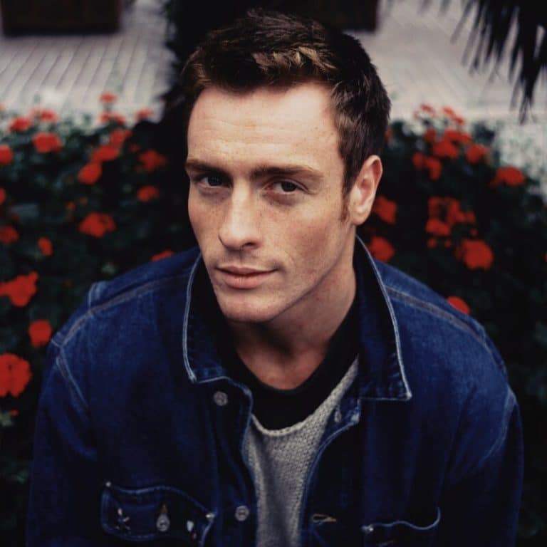 Toby Stephens - Biography, Height & Life Story | Super Stars Bio