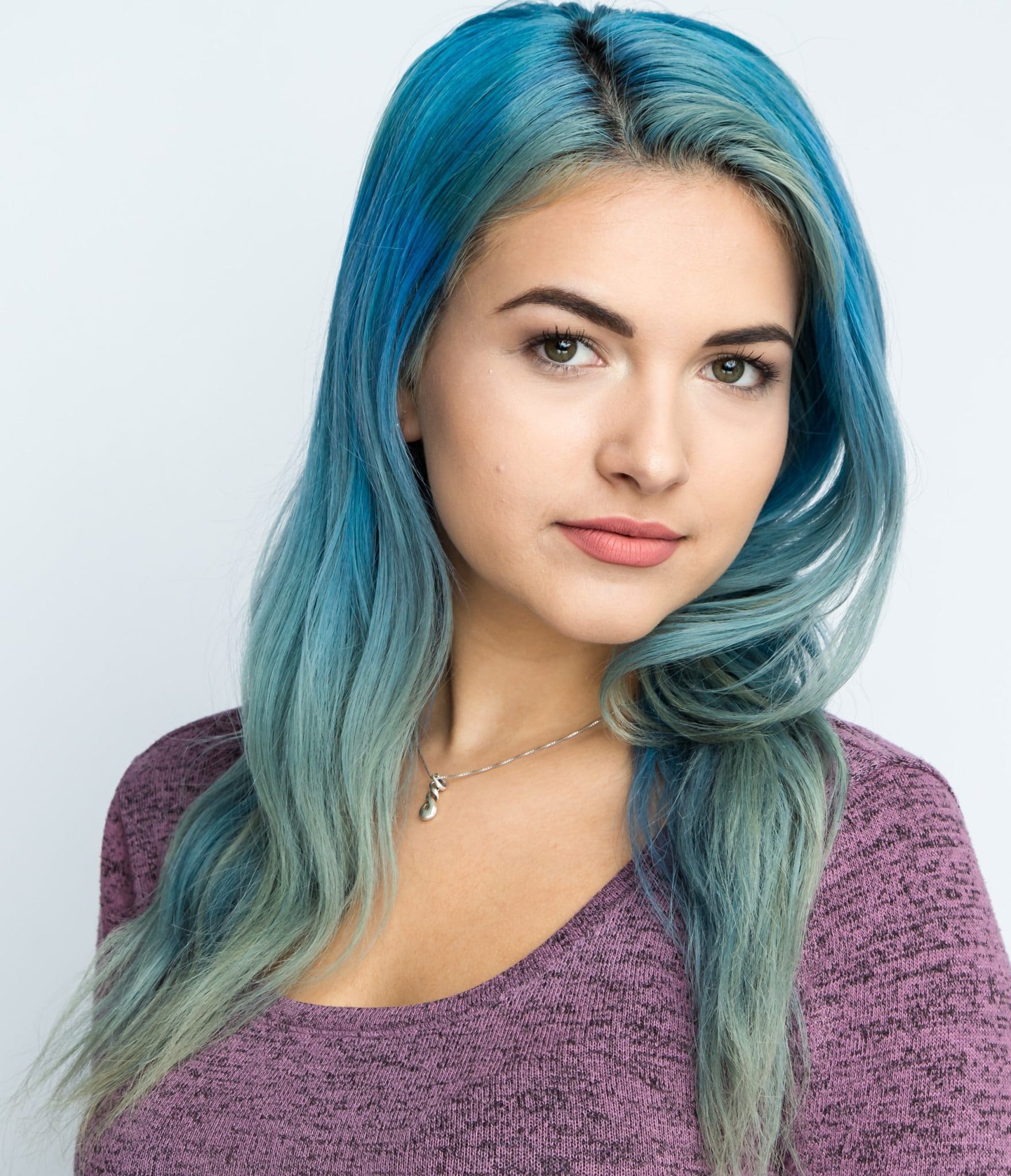 Katrina Stuart - Biography, Height & Life Story | Super Stars Bio