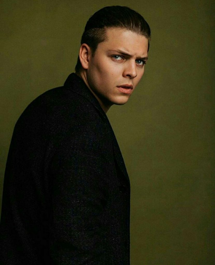 Alex Høgh Andersen - Biography, Height & Life Story | Super Stars Bio