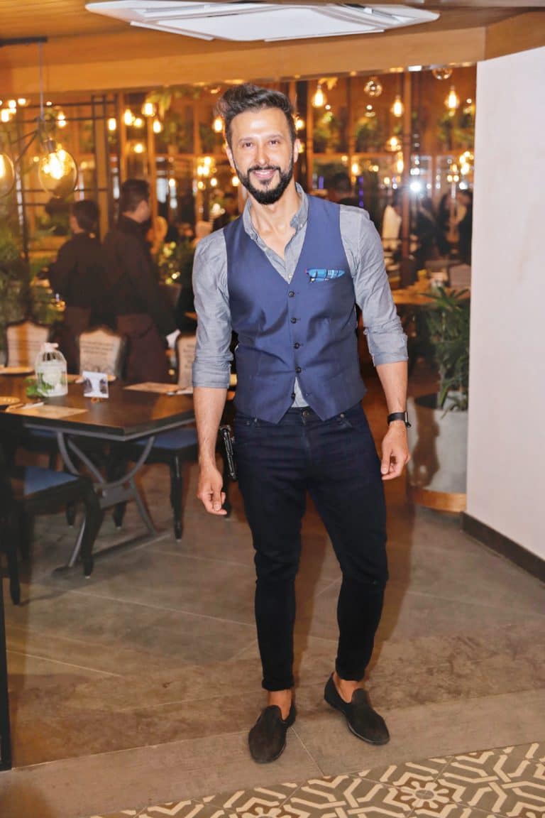 Ali Kazmi - Biography, Height & Life Story | Super Stars Bio