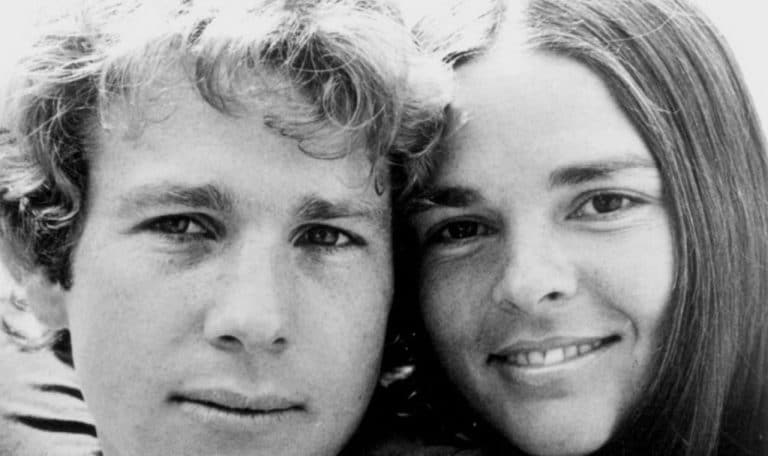 Ali MacGraw - Biography, Height & Life Story | Super Stars Bio