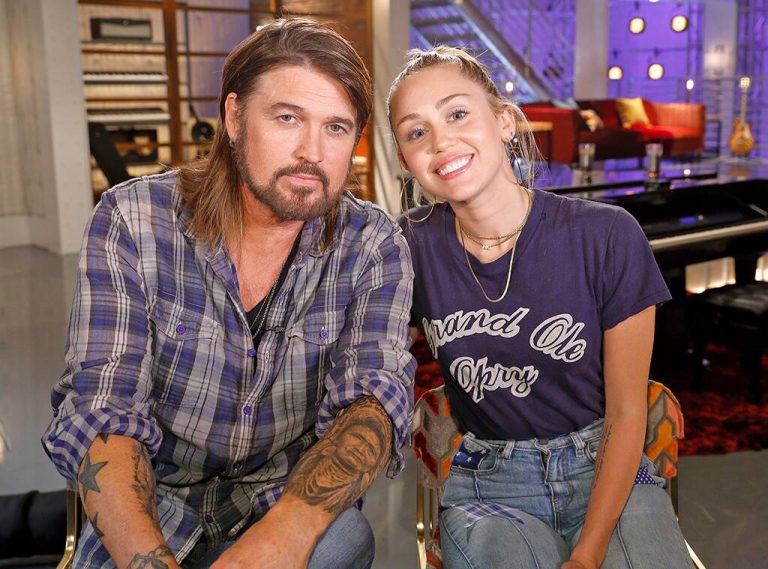 Billy Ray Cyrus - Biography, Height & Life Story | Super Stars Bio