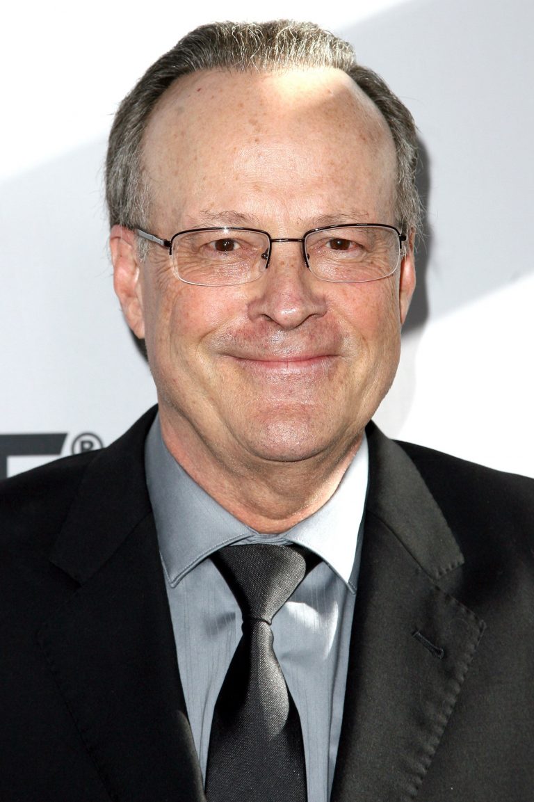 Dwight Schultz - Biography, Height & Life Story | Super Stars Bio