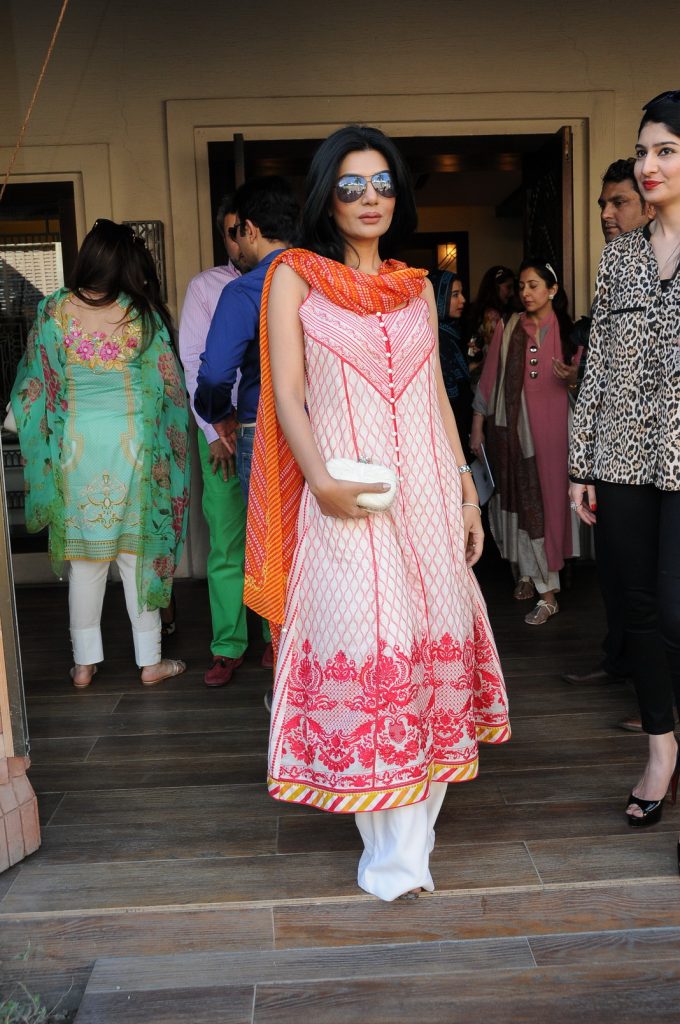 Iffat Rahim - Biography, Height & Life Story | Super Stars Bio