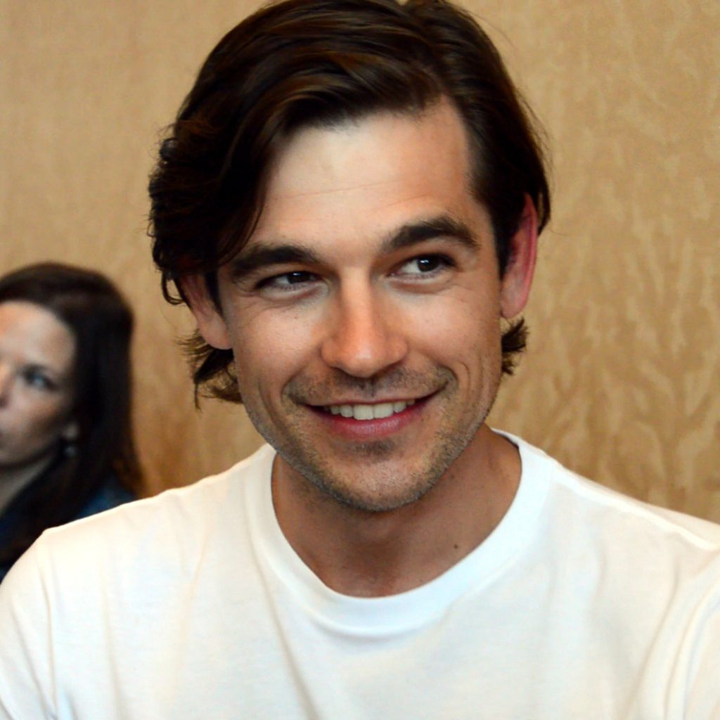 Jason Ralph - Biography, Height & Life Story | Super Stars Bio