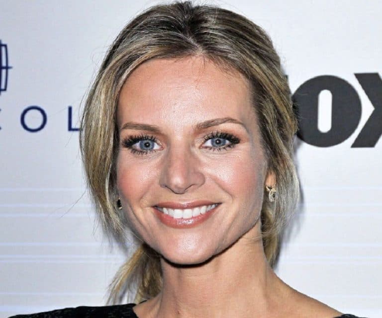 Jessalyn Gilsig - Biography, Height & Life Story | Super Stars Bio