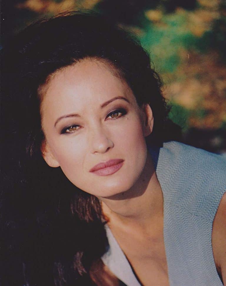 Julia Nickson - Biography, Height & Life Story | Super Stars Bio