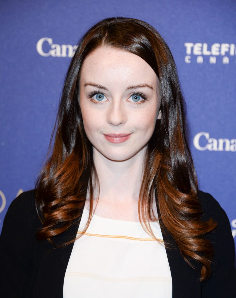 Kacey Rohl - Biography, Height & Life Story | Super Stars Bio