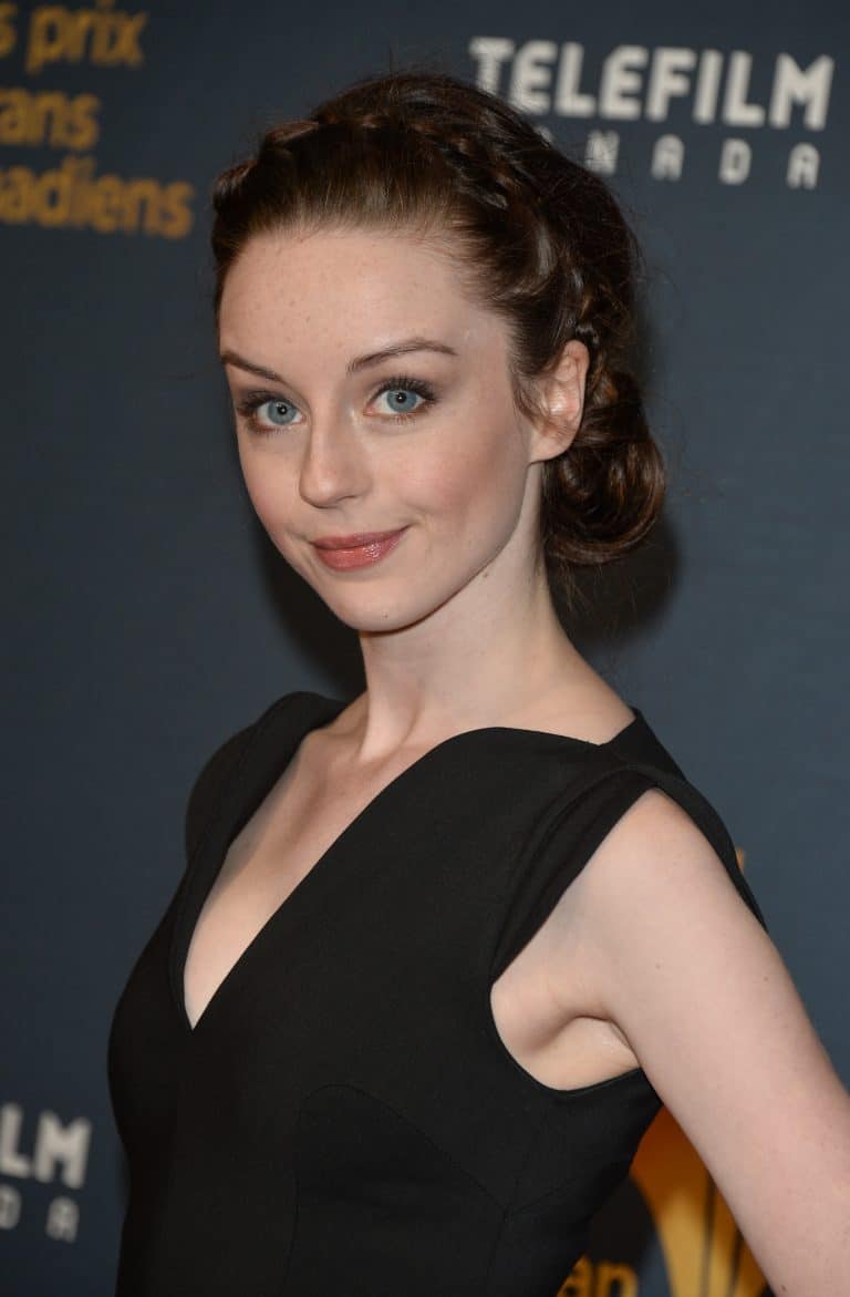 Kacey Rohl - Biography, Height & Life Story | Super Stars Bio